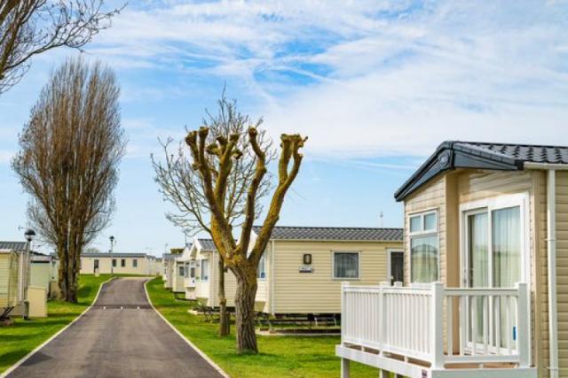 Mersea Island Holiday Parks, Caravan Sites & Touring