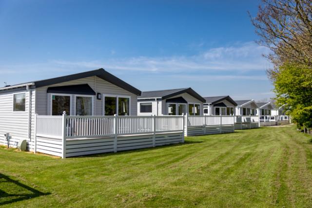 New Beach Holiday Park, Kent | Caravan & Lodge Holidays