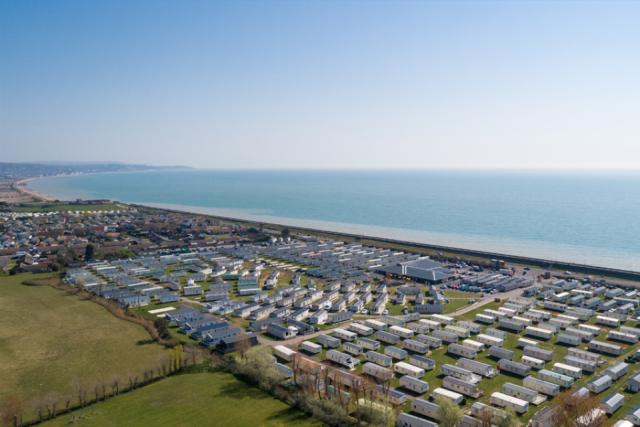 Romney Sands Holiday Park , Kent | Caravan & Lodge Holidays