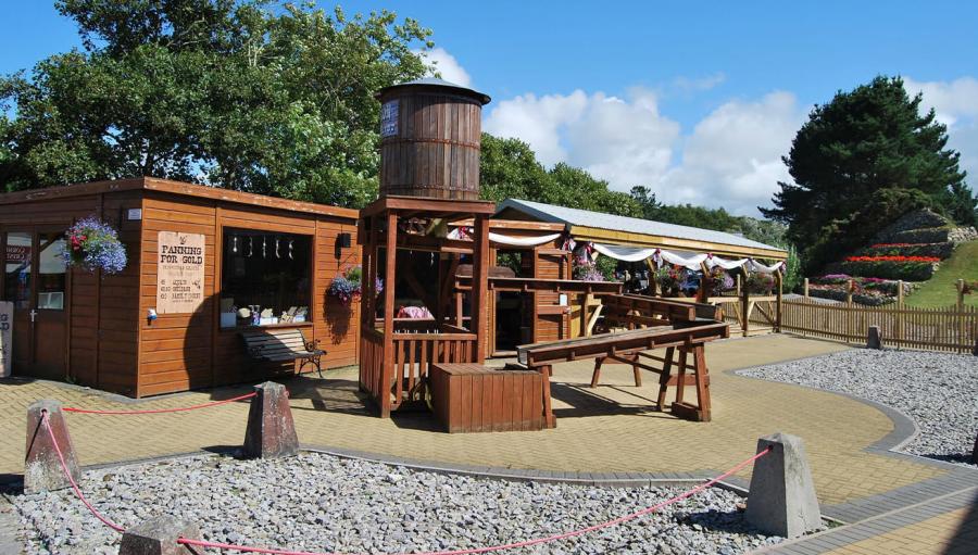Holywell Bay Holiday Park with Reviews, Caravan & Lodge Holidays