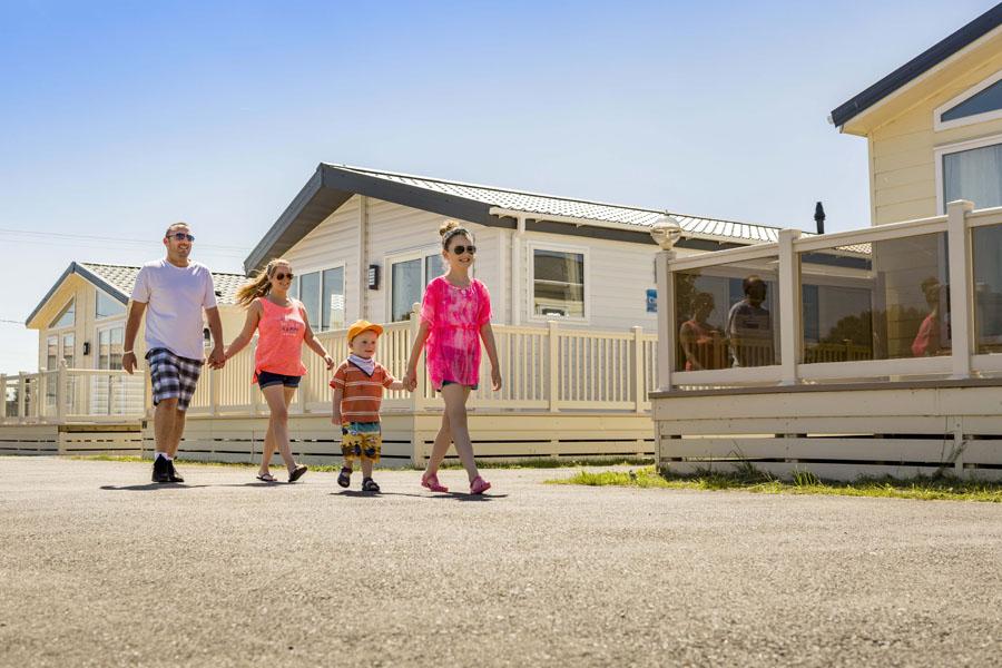 Seawick Holiday Park, Clacton | Caravan & Lodge Holidays