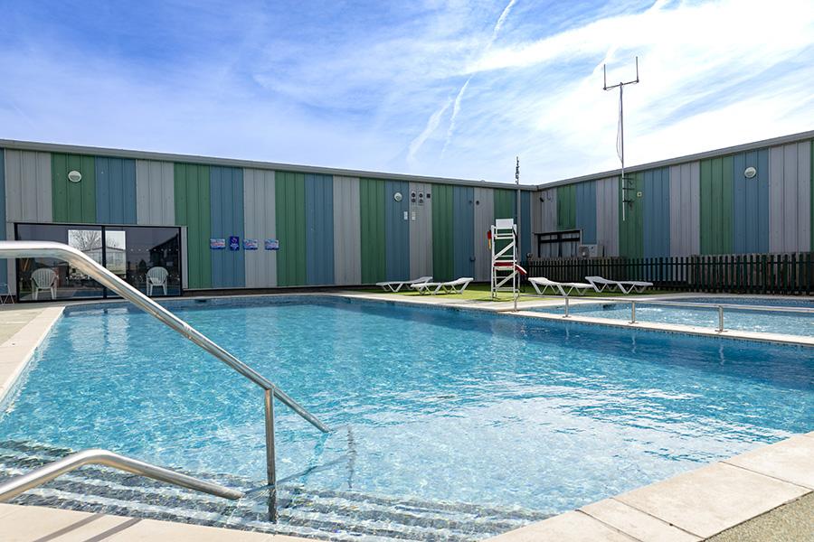 Seawick Holiday Park, Clacton | Caravan & Lodge Holidays