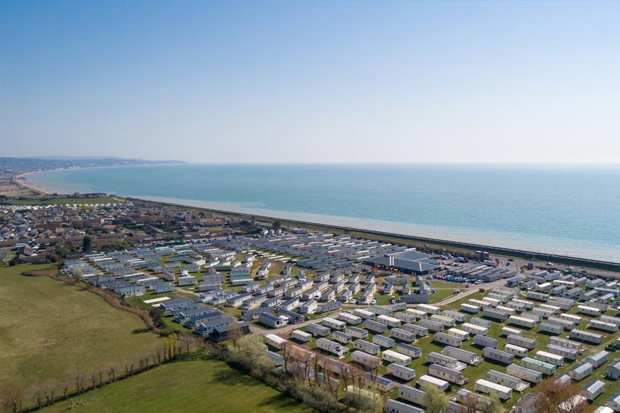 New Beach Holiday Park, Kent | Caravan & Lodge Holidays