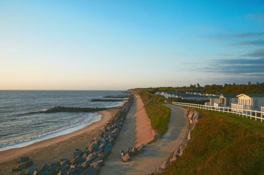 Hopton Holiday Village, Norfolk | Caravan & Lodge Holidays